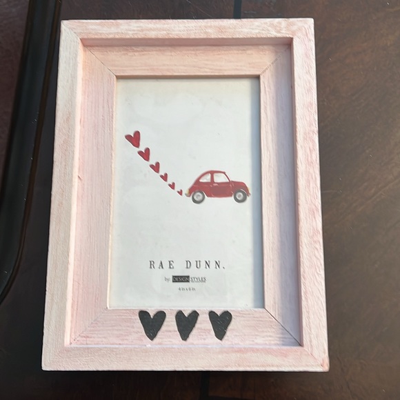 Rae Dunn | Accessories | Rae Dunn Heart Frame | Poshmark